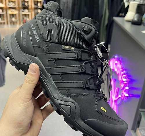 Кроссовки зимние на шерсти Adidas Terrex