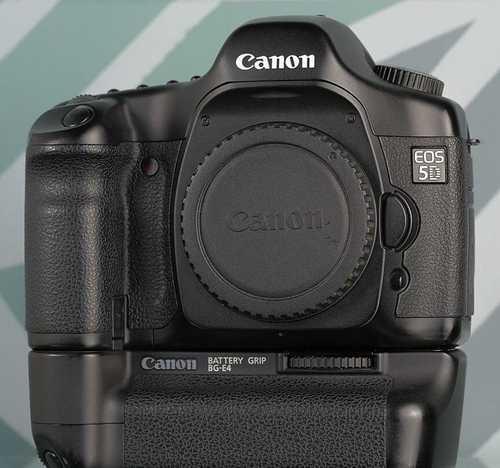 Canon 5D Body   Canon BG-E4