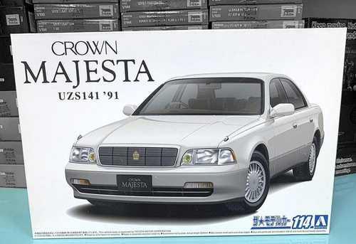 Сборная модель Toyota Crown Majesta UZS141 1:24
