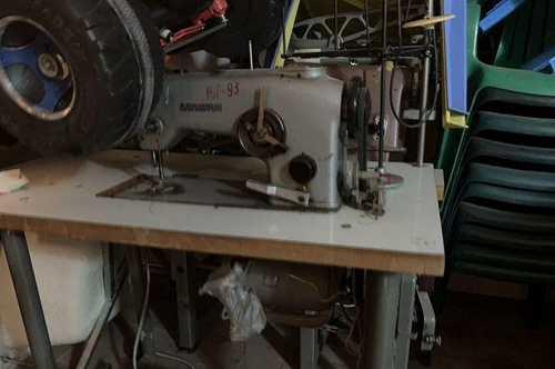 Промышленная швейная машина minerva
