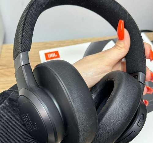 Беспроводные наушники jbl