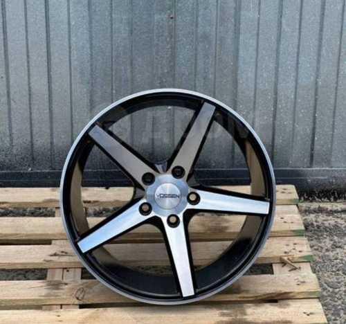 Новые диски R18" 5x114.3 Vossen VPS303