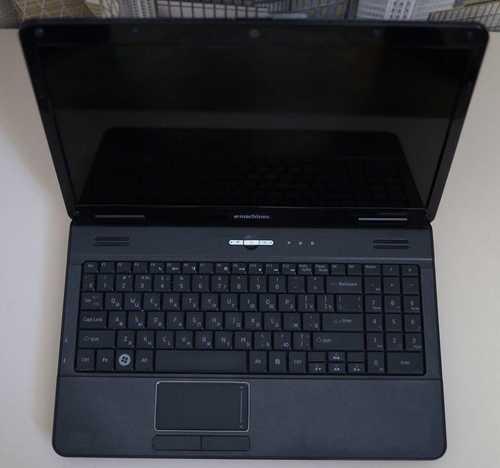 Acer eMachines E725