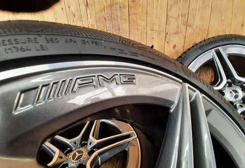 Комплект оригинальных колес r19 для Mercedes CLS
