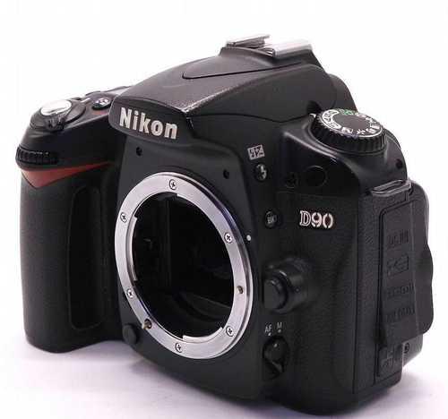 Nikon D90 body (пробег 185800 кадров)