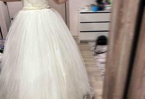 Свадебное платье 42 44 пышное торг