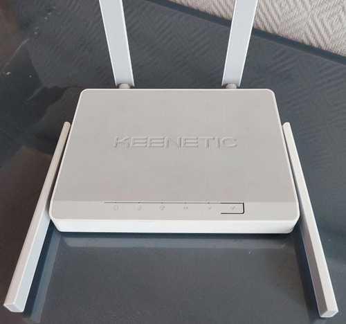 Wi-Fi роутер Keenetic Hero 4G  с модемом 6 кат