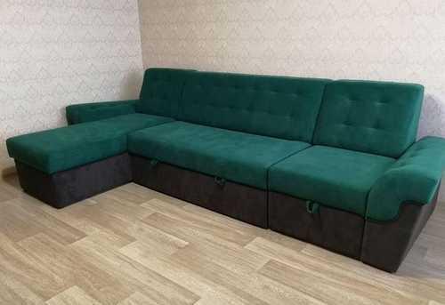 Угловой диван с оттоманкой в гостинную