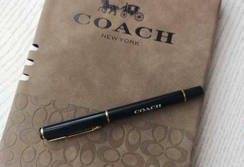 Ежедневник Coach с ручкой в подарок