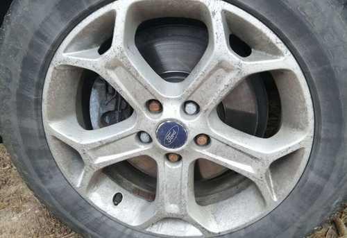 Колеса в сборе на Ford kuga (шины + диски)