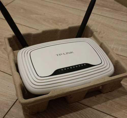 Продаю рабочий роутер TP-link TL-WR841N