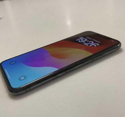 iPhone 11 Pro, 64 ГБ