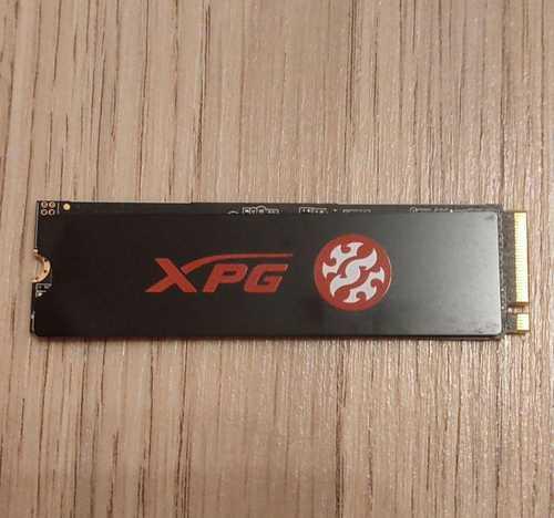 Ssd M.2 nvme Adata XPG SX8200 pro