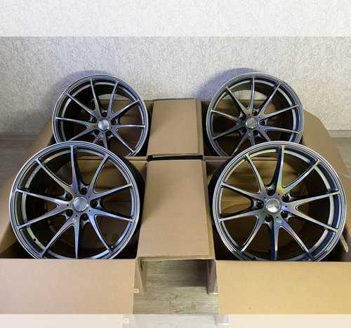 Rays Volk Racing G25 19'' 10,5J ET 22 5*120