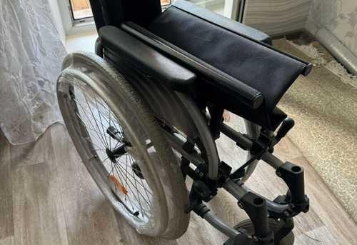 Кресло-коляска Otto Bock с ручным приводом