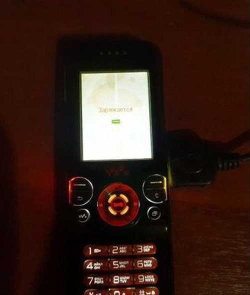 Sony Ericsson w580i мобильный телефон б/у