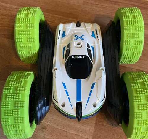 Автомобиль ру Exost 1:18