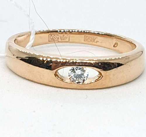 Золотое кольцо с бриллиантом, 15.5 разм, 2.48 гр