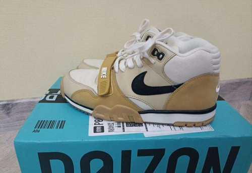 Nike air trainer coconut milk