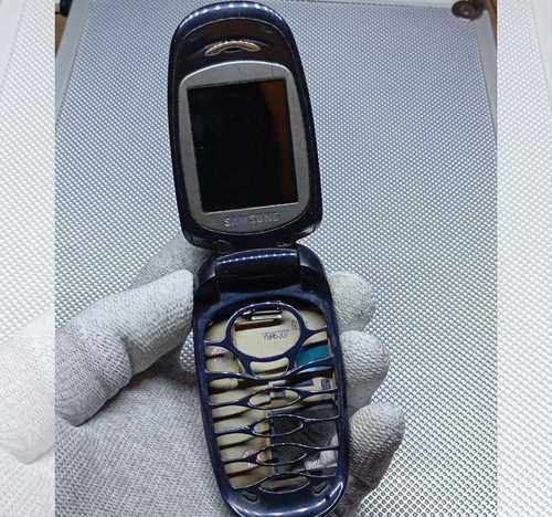 Samsung SGH-X480. Корпус с дисплеем и шлейфом