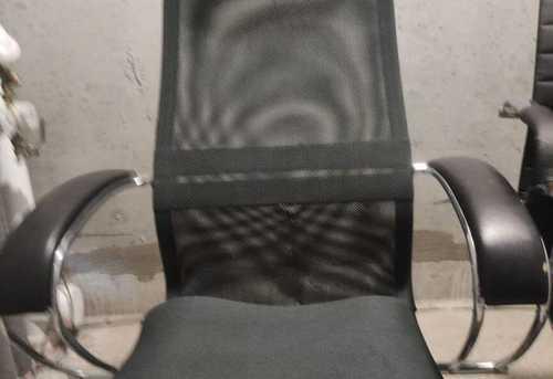 Офисные стулья бу на колесах
