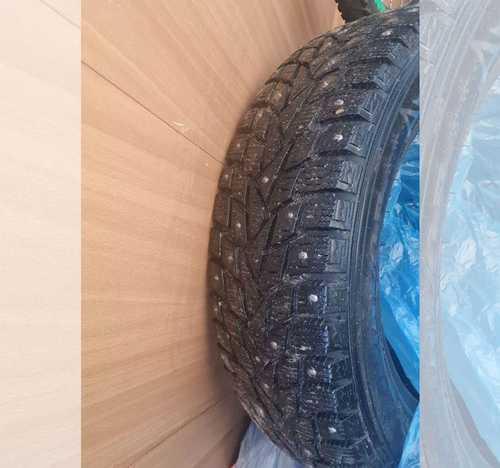 Dunlop SP Winter Ice 02 185/65 R15 92T