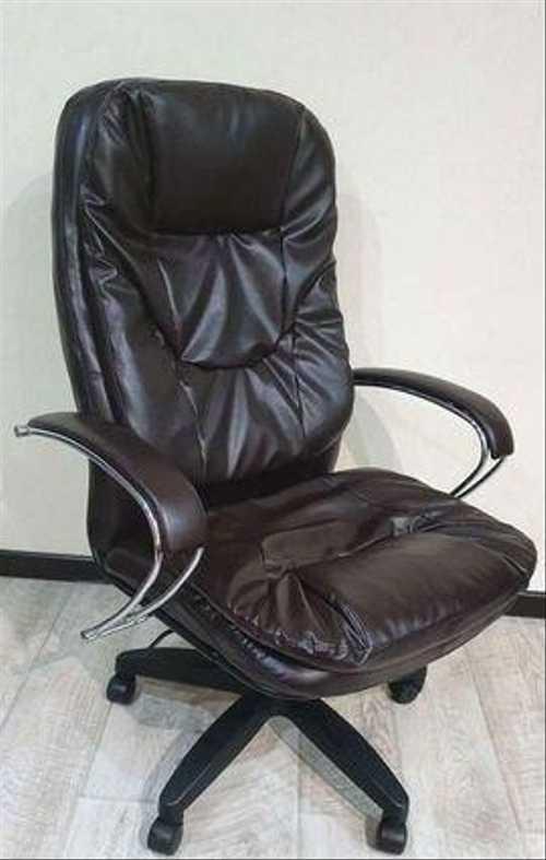 Кресло руководителя компьютерное Metta стул