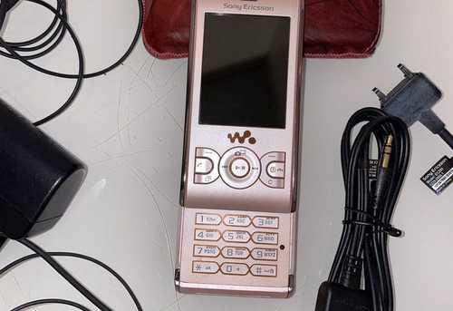 Sony Ericsson W595