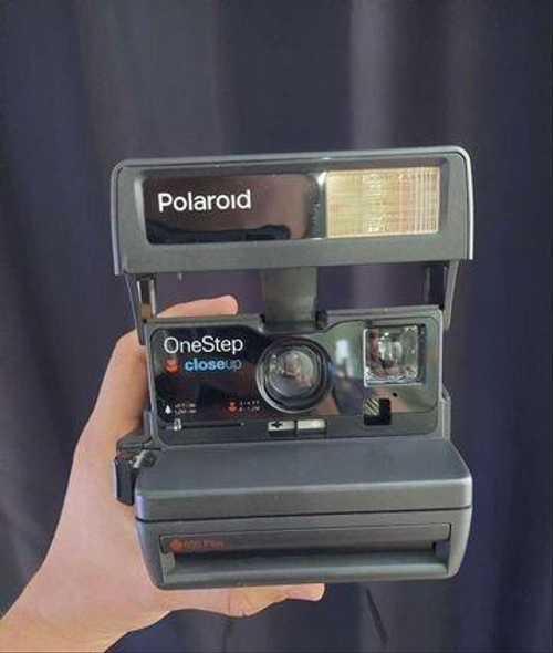 Polaroid 600 film One Step Close Up