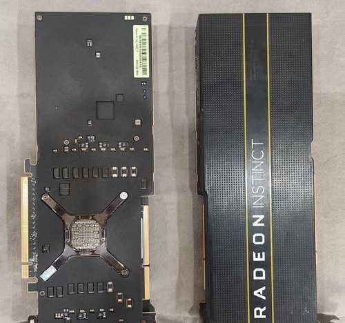 AMD Radeon Instinct MI50 16GB HBM2 4096 Bit