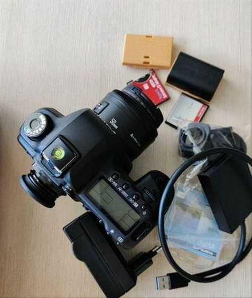 Фотоаппарат Canon 5D Mark II и объектив 50мм 1.8