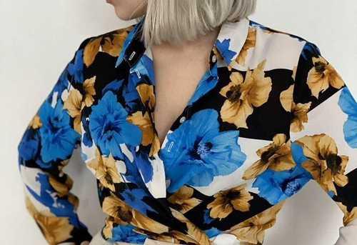 Блузка с яркими цветами
