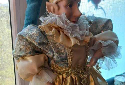 Кукла фарфоровая Арлекино коллекционная