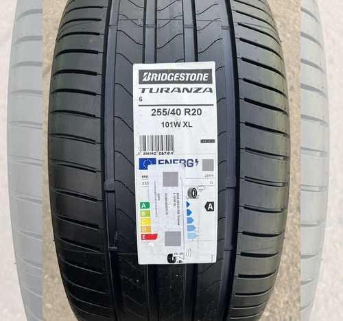 Bridgestone Turanza 6 255/40 R20 101W