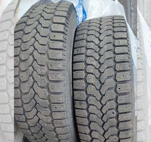 Yokohama Ice Guard Stud IG55 2.25/65 R17 102Q