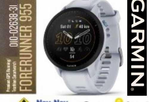 Часы Garmin Forerunner 955 с белым ремешком