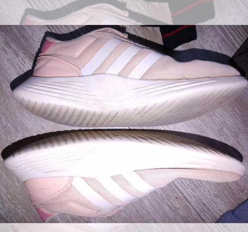 Кроссовки Adidas для девочки 34