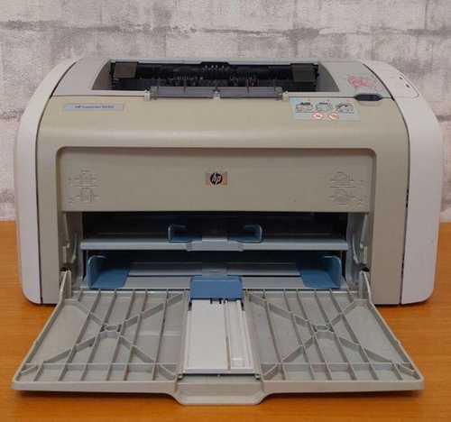 Принтер HP LaserJet 1020