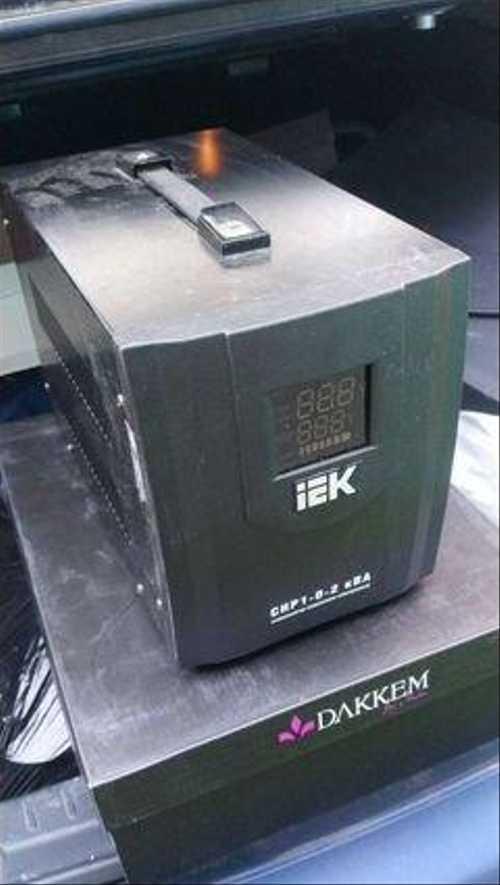 Стабилизатор напряжения IEK снр1-0- 2 ква