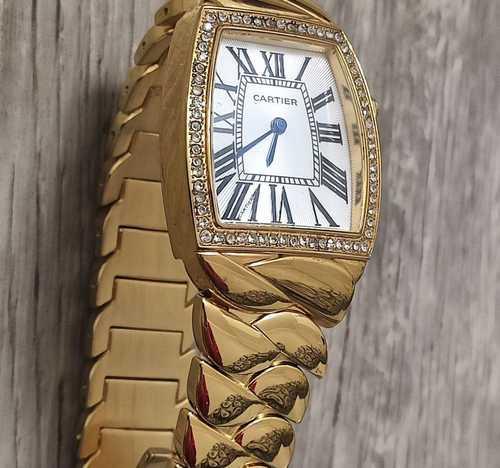 Наручные часы cartier la dona