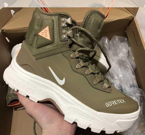 Ботинки теплые Nike ACG gore-TEX новые 43, 41