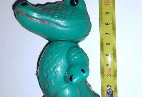 Игрушка пластмассовая крокодил СССР 11 см