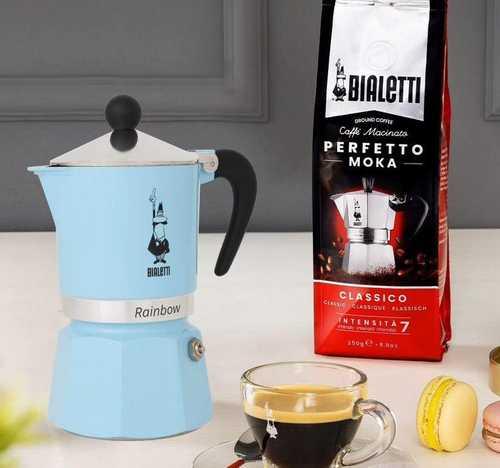 Кофеварка Bialetti Rainbow 5042, голубая (новая)