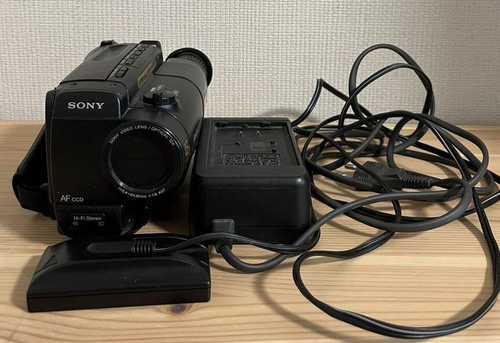 Видеокамера кассетная Sony