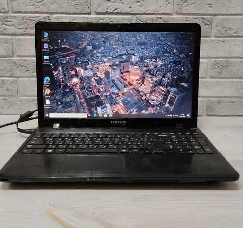 Ноутбук 15,6" Samsung NP350E5C i3-3110m/HD7600m/6G