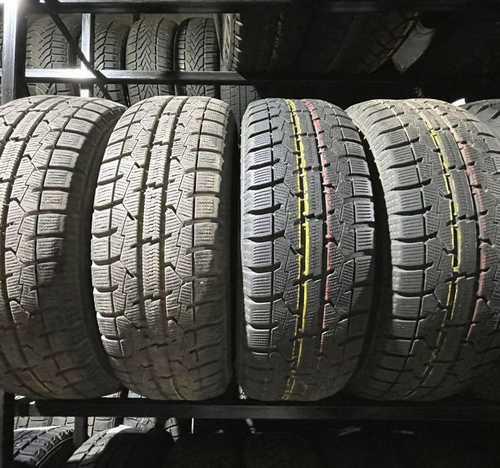 Toyo Observe Garit GIZ 185/65 R15 86P