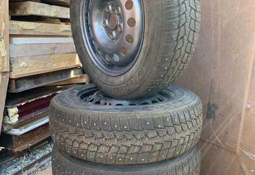 Kumho Power Grip KC11 205/65 R16C