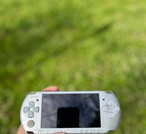 Sony psp 3008 Ice Silver (Прошита+ игры)