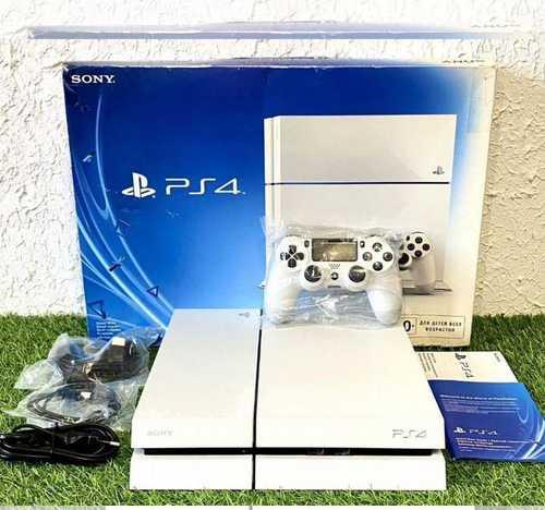 Sony Playstation 4 500Gb Белая