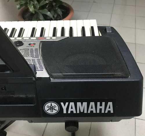 Yamaha psr 550, синтезатор